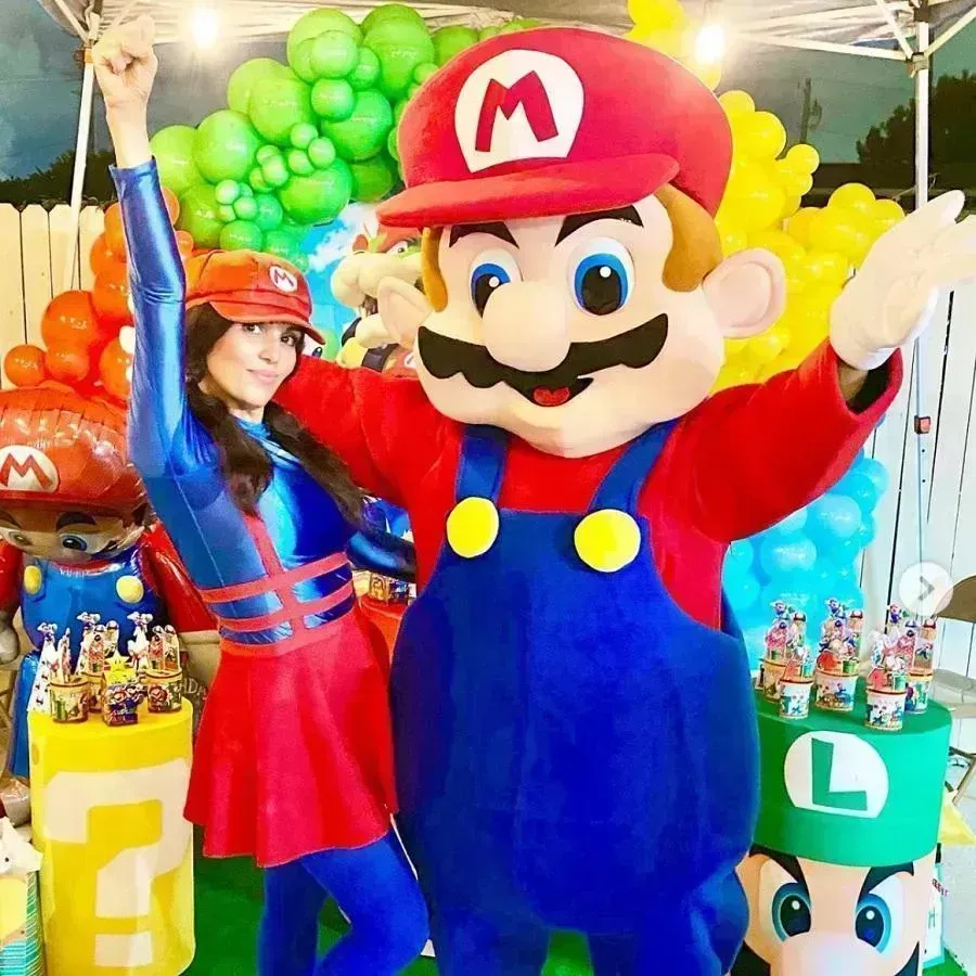 Hire Party Characters For Your Next Event - HouseOfPartyRentals